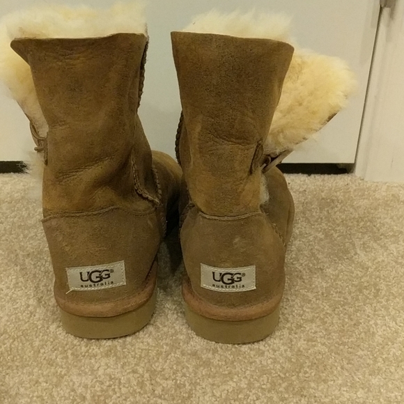 UGG | Shoes | Ugg Bailey Button Bomber Boots | Poshmark